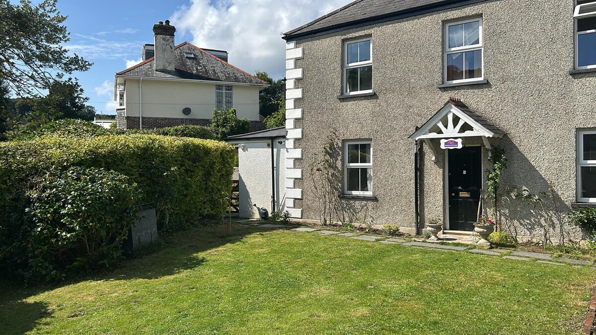 Rose Cottage - Houses for Rent in Tamerton Foliot, England, United ...