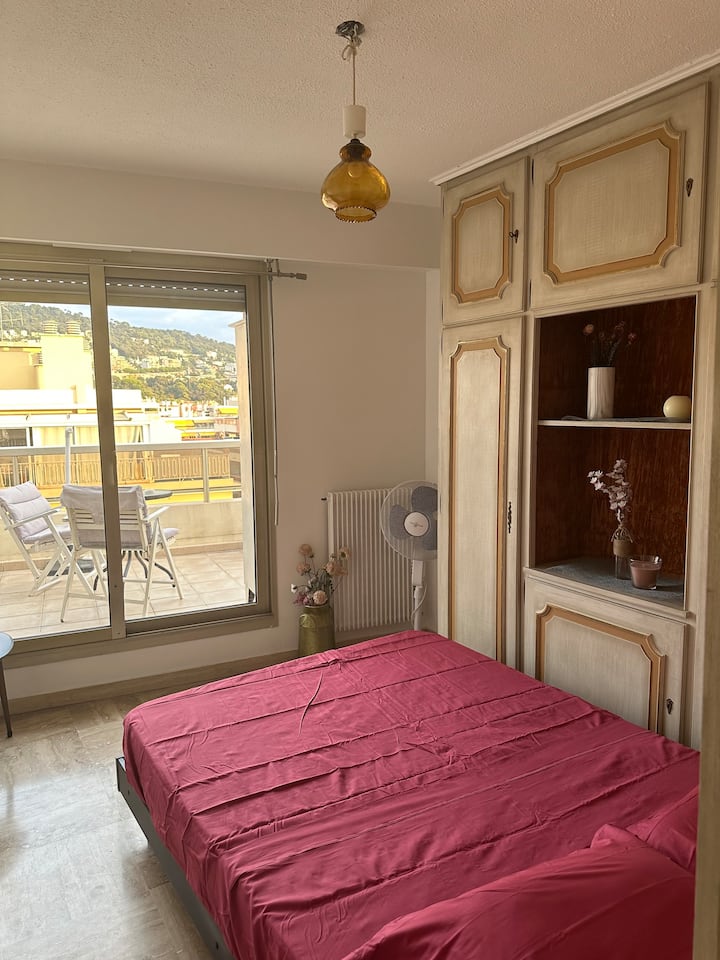 Chambre Avec Terrasse Privée, Superbe Vue -