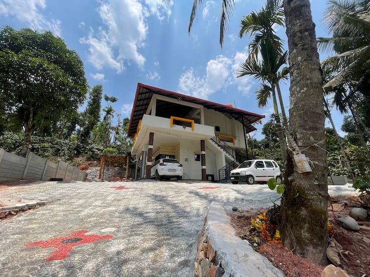 Skyview Homestay, Deveramane - Mudigere