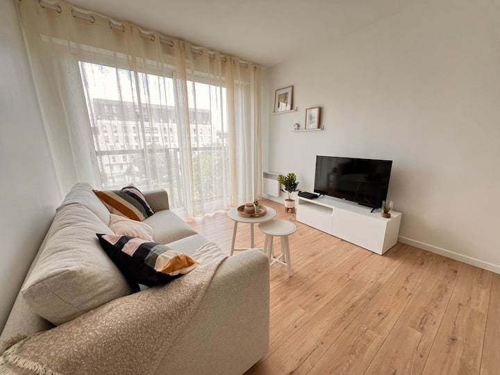 1ch/4p + Parking. Accès Paris- Stade De France - Saint-Ouen