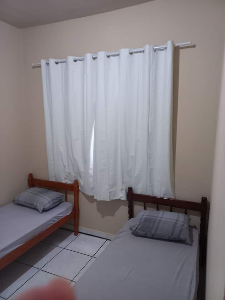 Kitinete 3. - Paranaguá