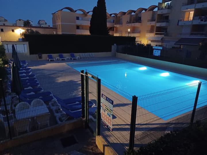 Studio Cabine, Clim, Piscine - Gruissan