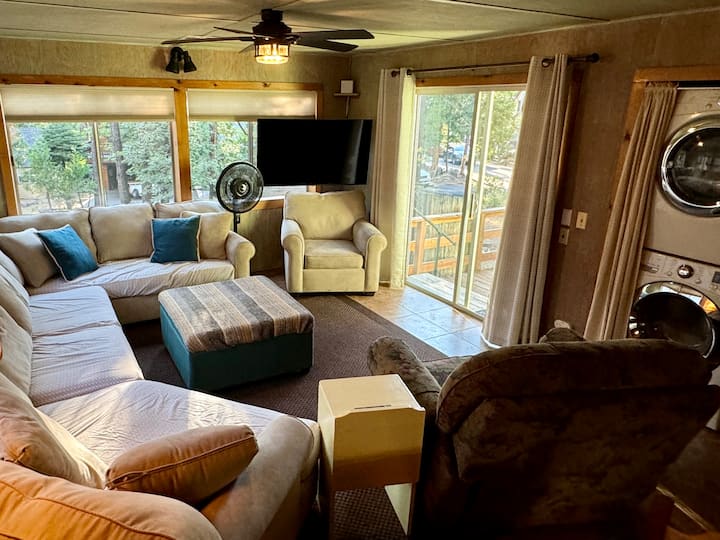 The Little Green Cabin - Shaver Lake, CA