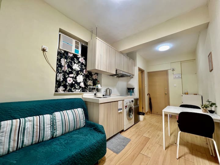 Time Square 1 Br Brand New Charming Cwb Wc Relax - Wan Chai