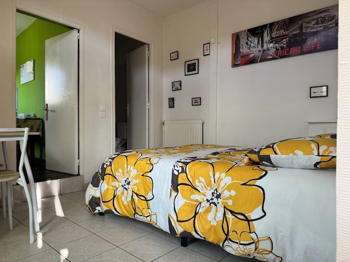 Appartement F2 Pour 4 Personnes. - Plailly