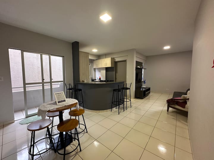 Apartamento 2 Quartos Familiar No Centro. - Foz do Iguaçu