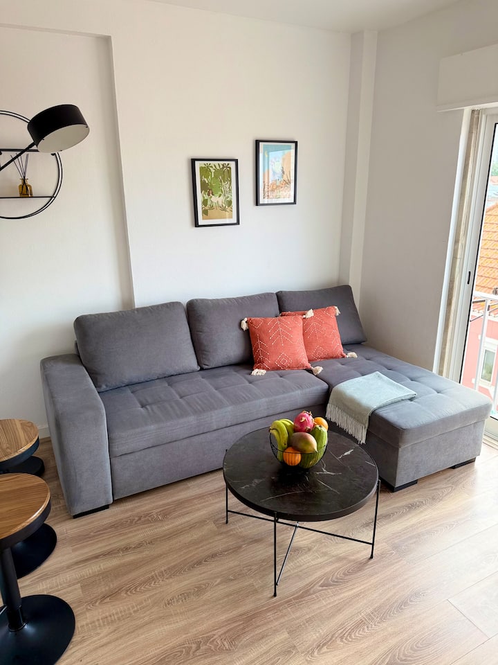 Ton's Loft Caparica - 4 Min Walk To The Beach - Costa da Caparica