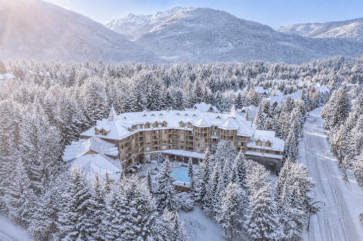 Cascade Lodge Premium Forest View Whistler Village - Whistler