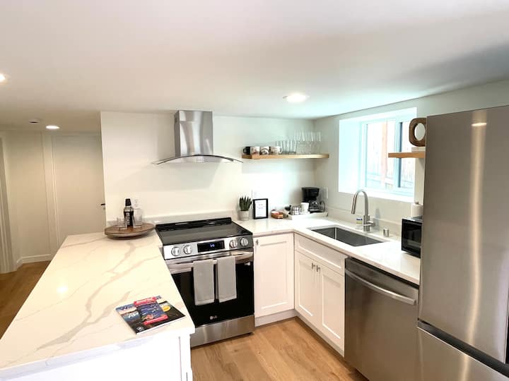 Mdrn Queen Anne Retreat-space Needle And Dt Sea - 西雅圖, WA