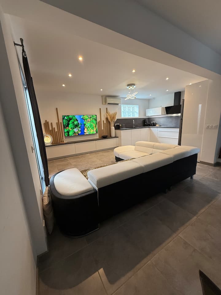 Superbe 4pieces,150m De La Plage - Bormes-les-Mimosas