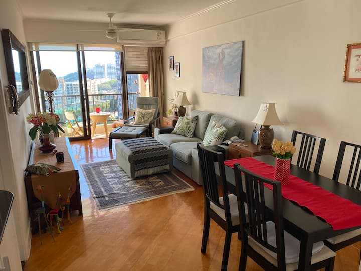 Convenient 2 Bedroom Spacious Flat With View. - Discovery Bay