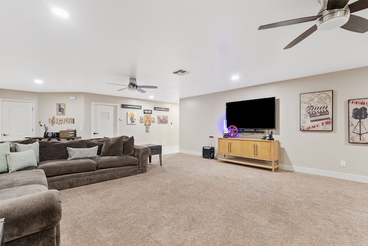 Qcbasementonly/walmart/costco1mile/up To 14 People - Queen Creek, AZ