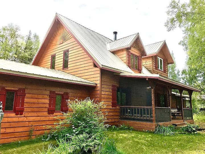 The Wild House - Talkeetna, AK