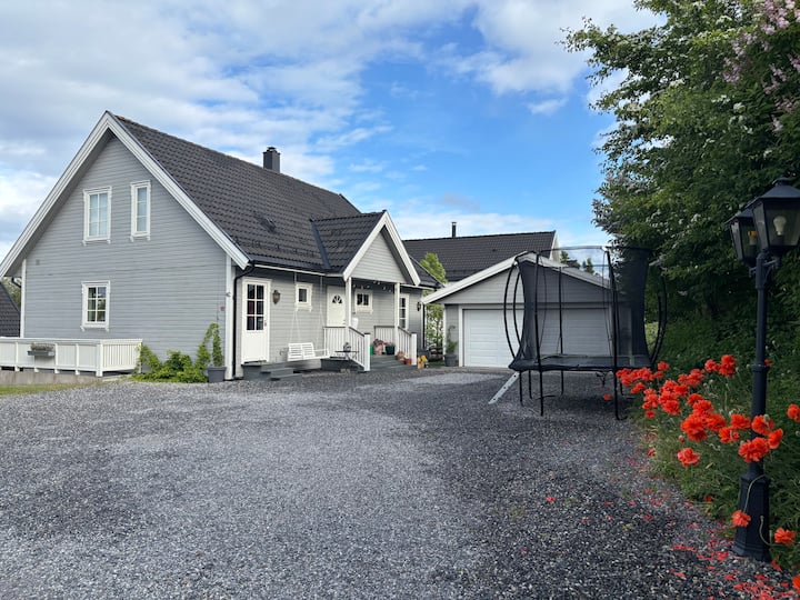 Nydelig Hus Med 2 Parkeringsplasser På Ekeberg - Oslo