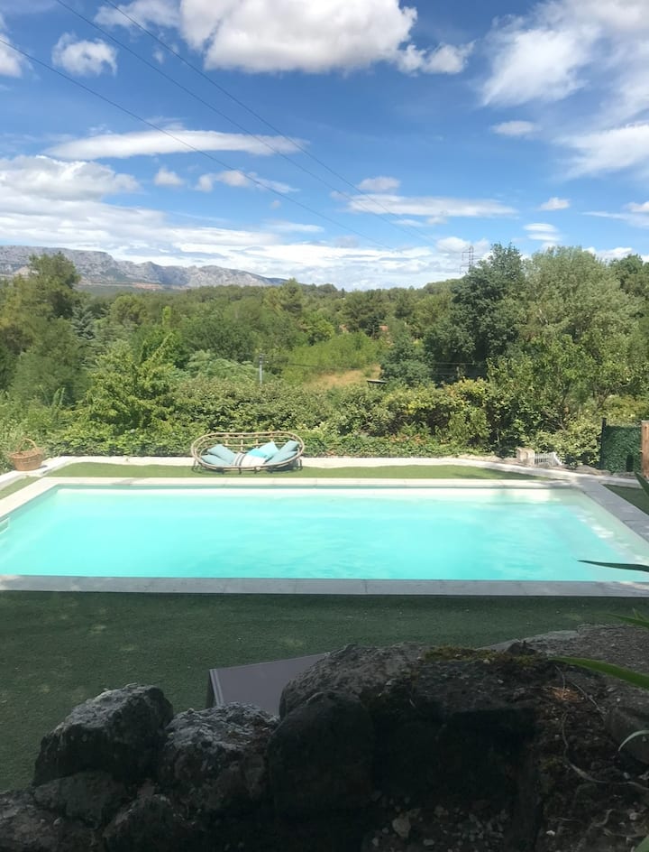 10m Aix, 4 Ch, Piscine - Fuveau