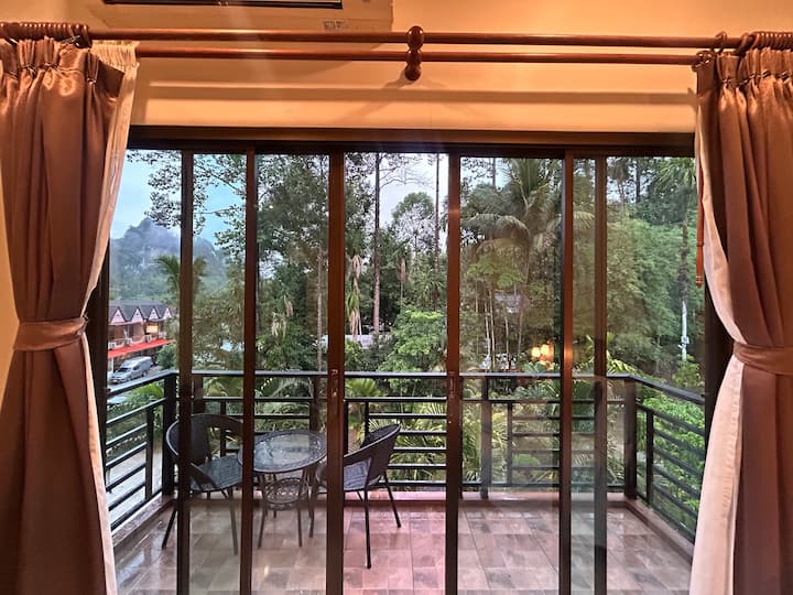 Khaosok Nature Twin Bed - Khao Sok