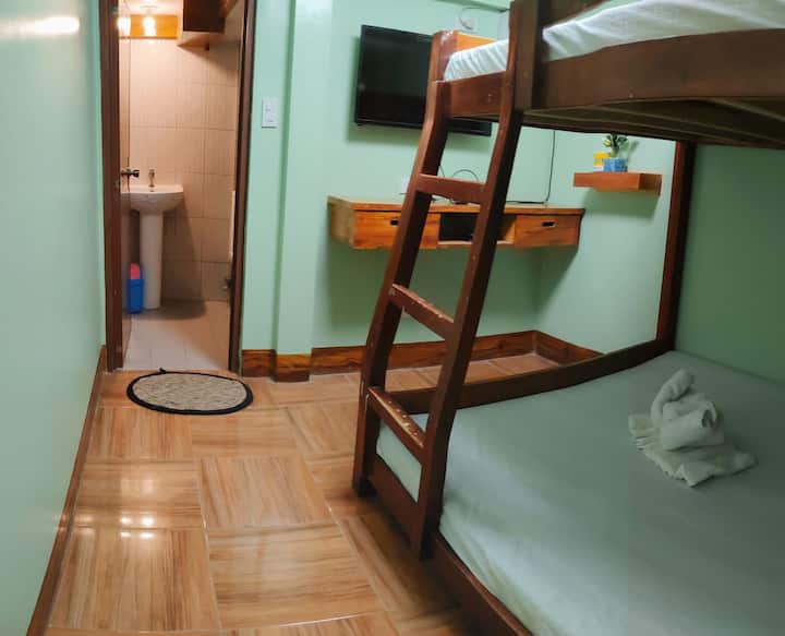 Blue Lagoon Inn, Pagudpud:
Doublebunk Bed For 4pax - Pagudpud