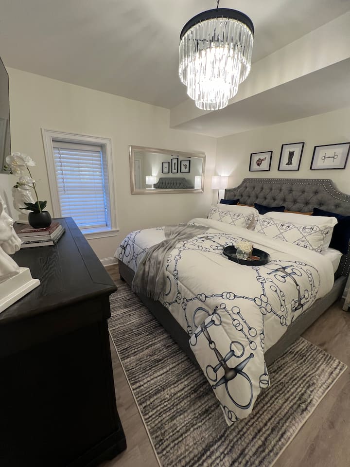 The Belmont Suite - Saratoga Springs