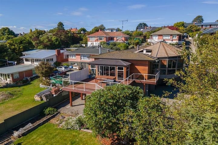 New Listing - Spacious, Entertainers Dream Stay. - Timaru