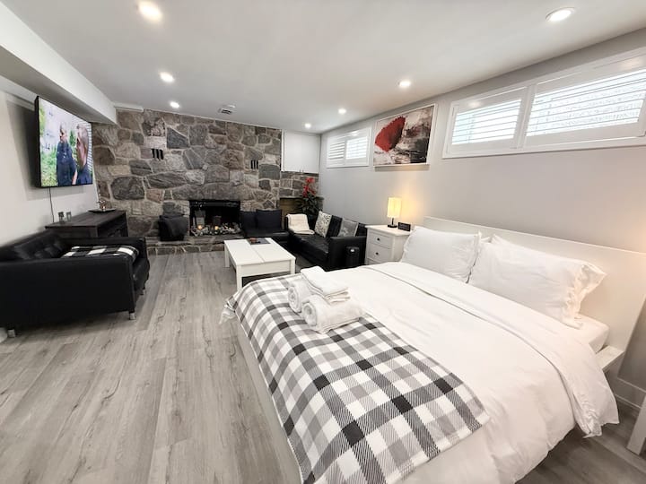 Spacious N Bright 3bd/1.5ba Updated Suite/parking - Vaughan
