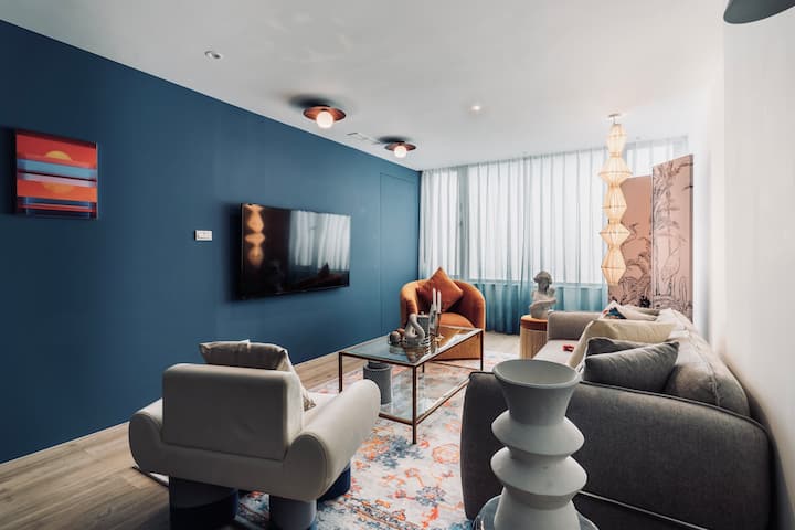 Lagoon/tpe Main Station/elevator/bag Storage/3b2b - 중정 구