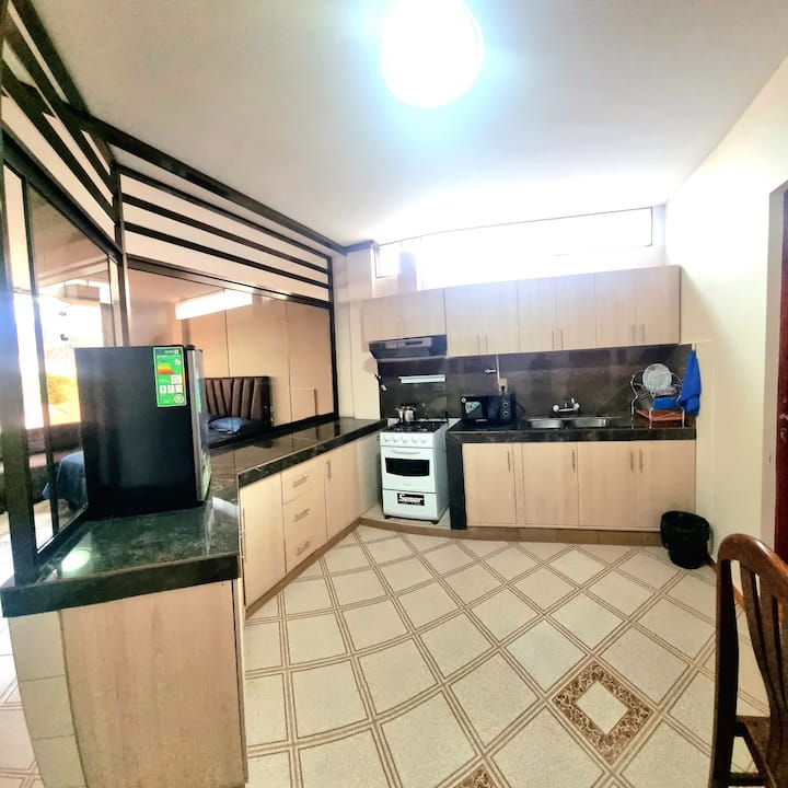 Departamento En Sucre, Cerca Del Parque Bolívar - Sucre