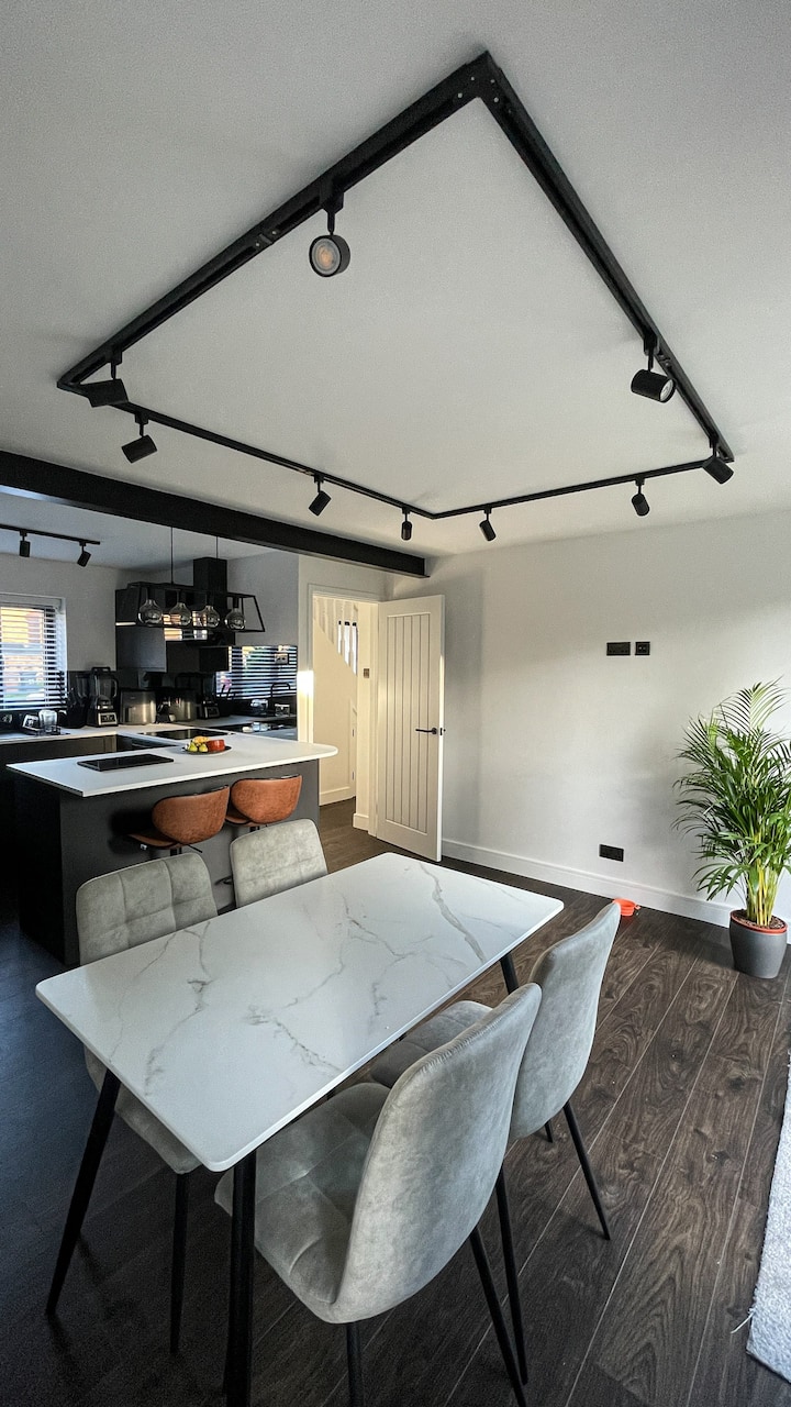Stylish House In The City Centre - Chelmsford