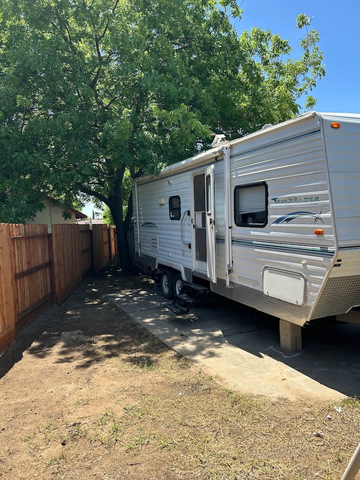 Peaceful/cozy Rv 4-beds/driveway For Parking - Modesto, CA