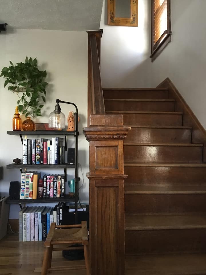 House In Beautiful Clintonville - Columbus, OH