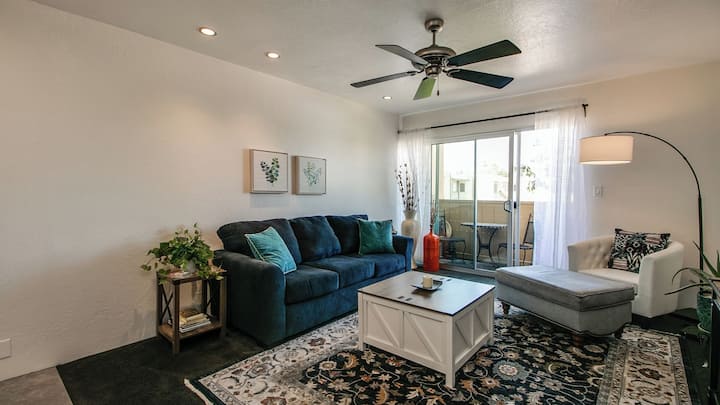 Old Town+fashion Square | Parking | Pool | King - Scottsdale, AZ