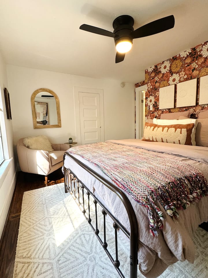 Bungalow One - Tyler, TX