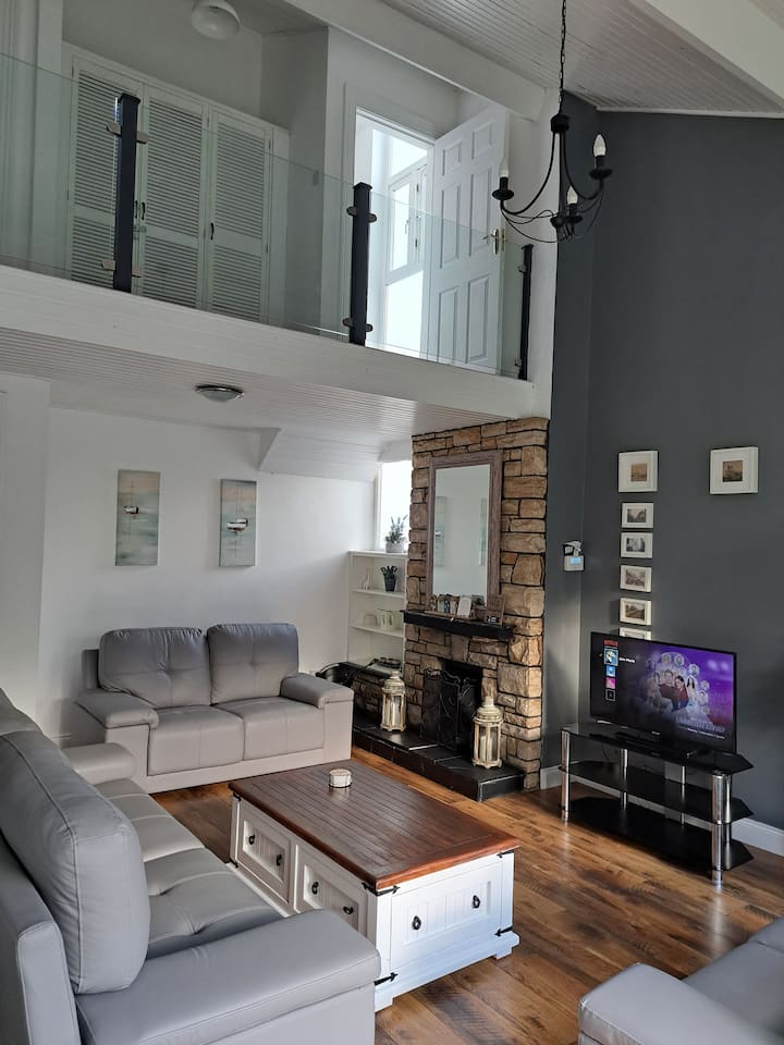 4 Bedroom House 4km From Tralee - Tralee