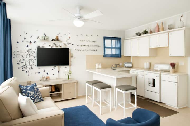 Lovely & Spacious 1 Bedroom Apart 5 Min From City. - Nassau