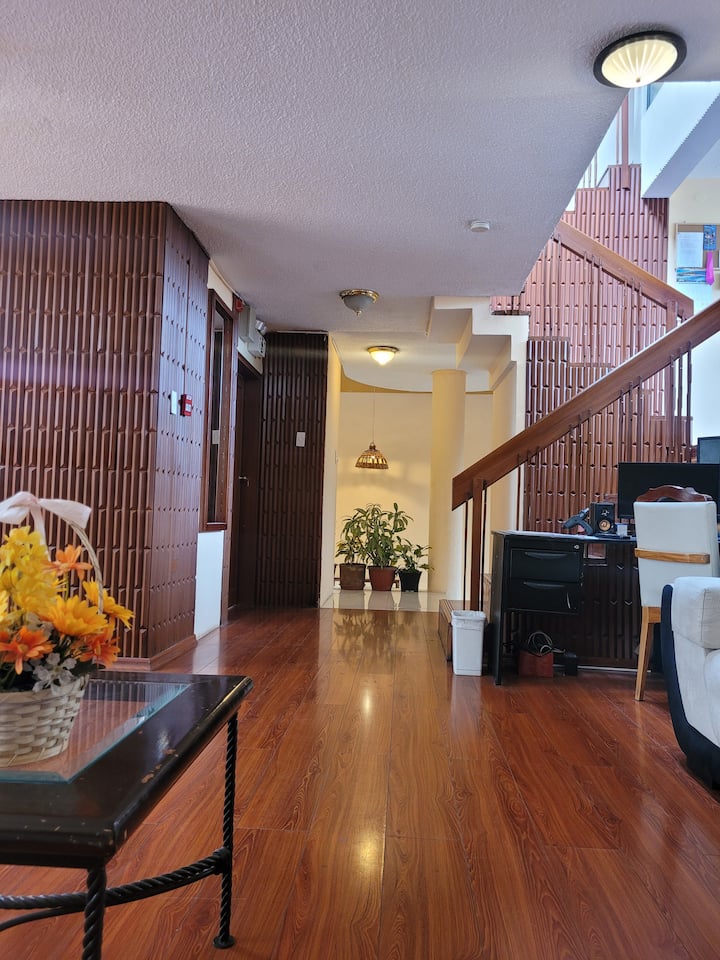 Casa Colón Quito Bed & Breakfast - Hostel - Quito