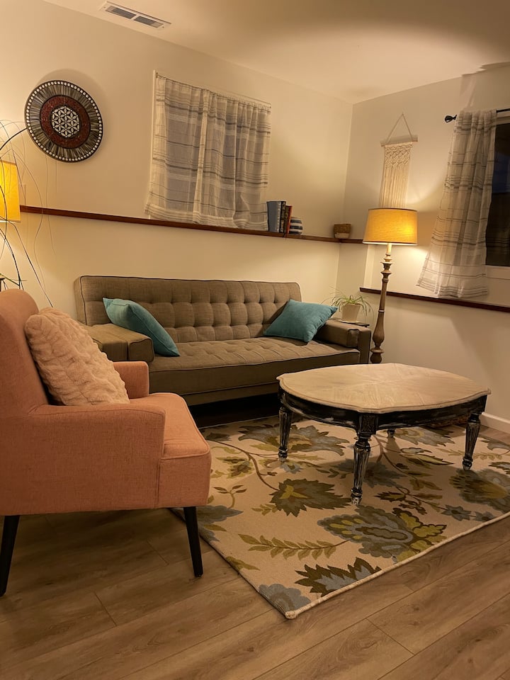 Gamay Garden Suite - Oliver