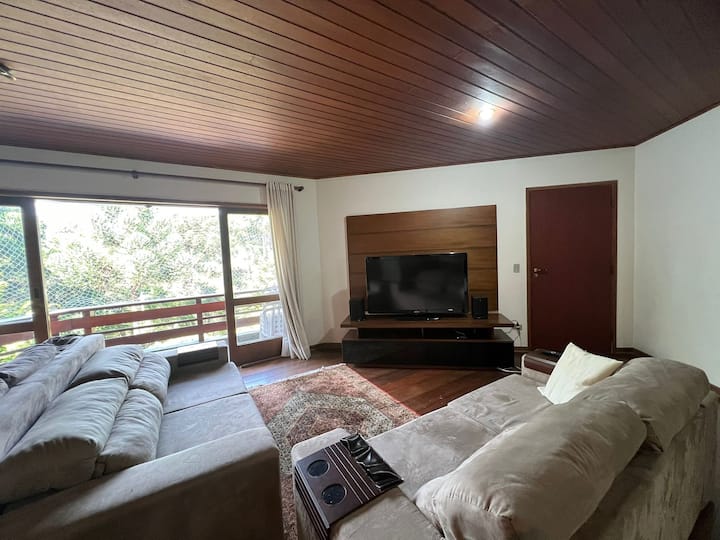 Belo Apto A Poucos Metros Do Baden Baden Em Cj - Campos do Jordão