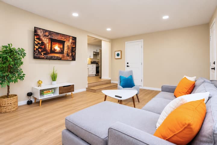 Spacious 4br Home With Yard, Bbq & Hoops - San Jose