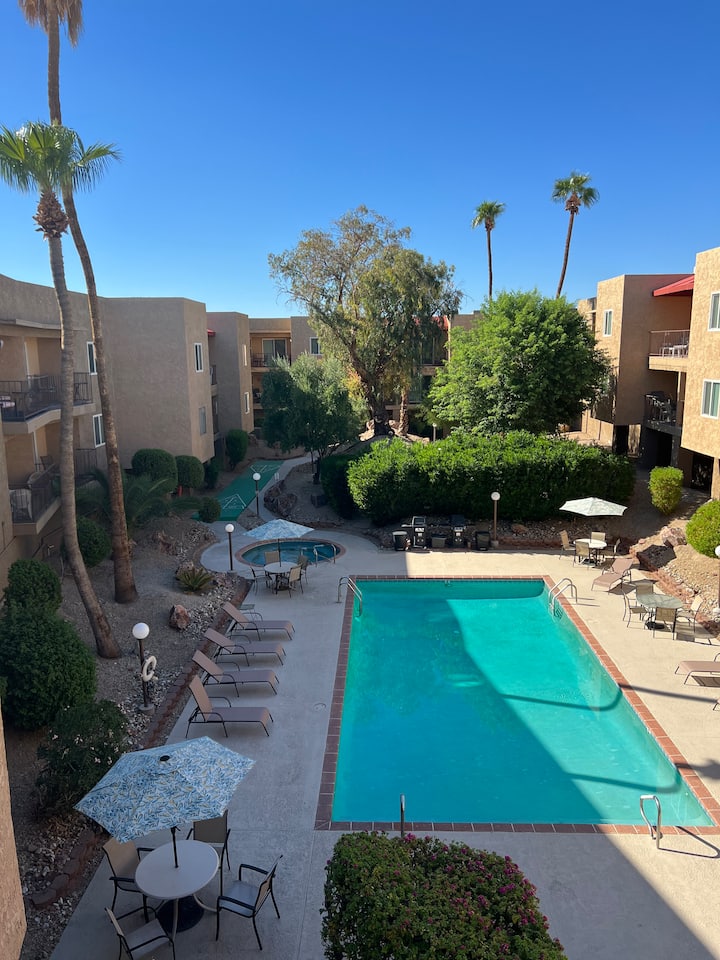 Near Beach/free Boat Parking/elevator/pool/spa - Havasu Lake, CA