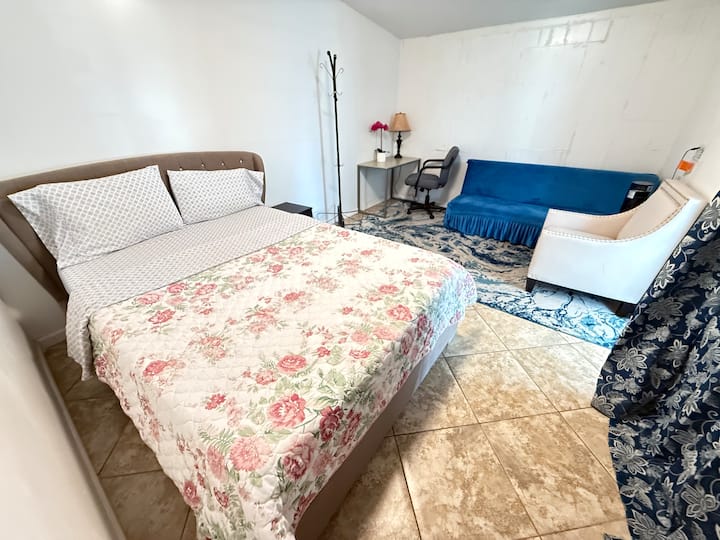 Quiet Cozy Room E Free Parking - Pasadena, CA