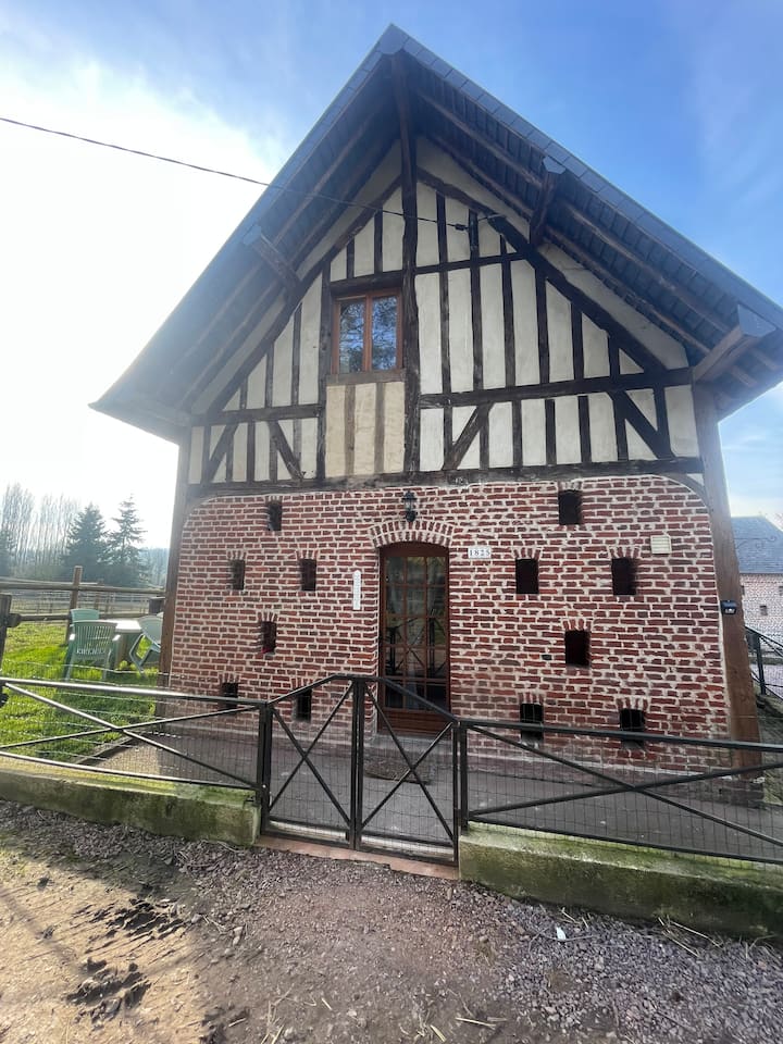 Farm House In Horse Haras - Lisieux