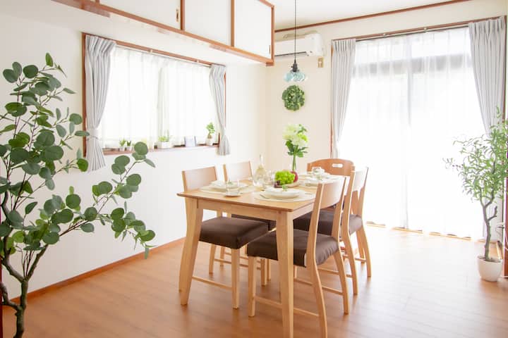 【12月special】くつろぎの3br一軒家|アートがかわいい家|箱根・小田原観光に最適・最大8 - 秦野市