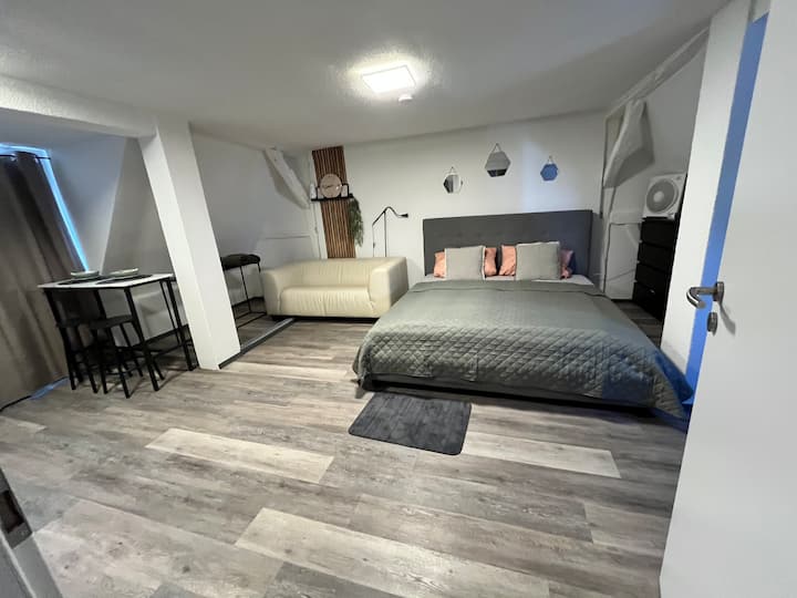 Gemütliche 1 Zimmer Appartement - Reutlingen