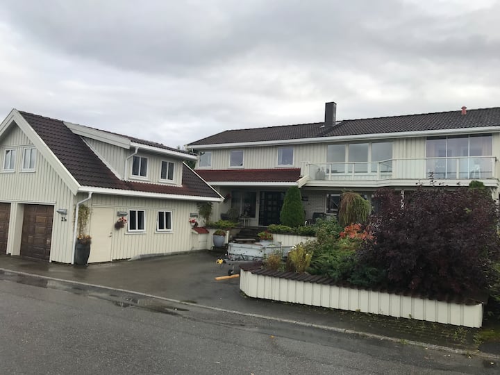 Enebolig I Rolig Strøk - Småland
