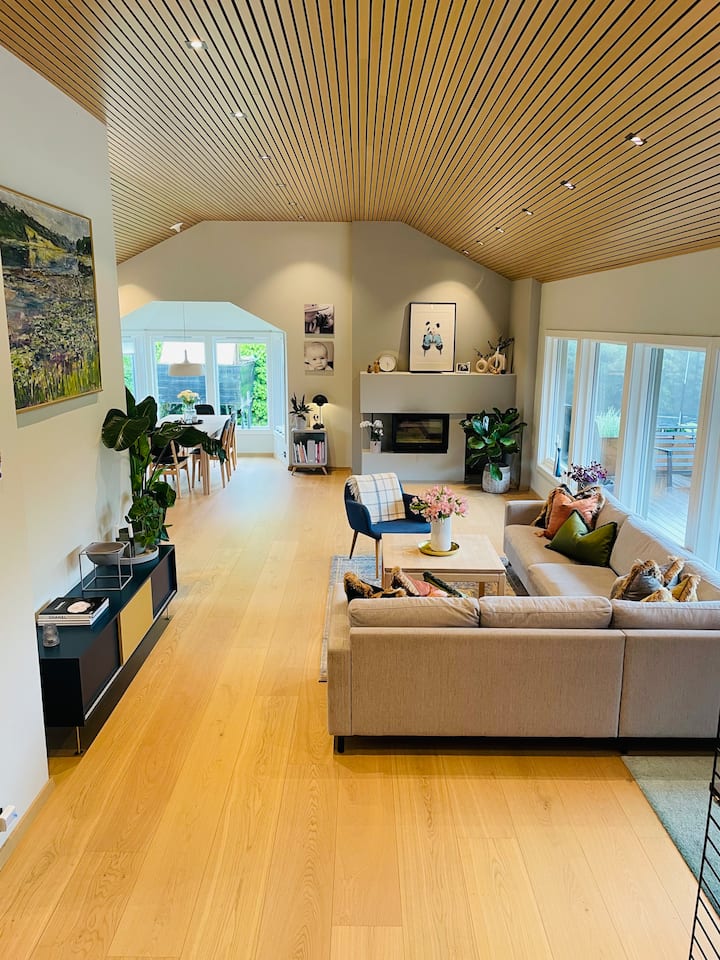 Flott Hus I Stavanger•stor Hage•gratis Parkering - Stavanger
