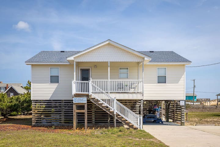 Modern 3rd Row Cottage, Hot Tub And Pet Friendly! - Kitty Hawk, NC