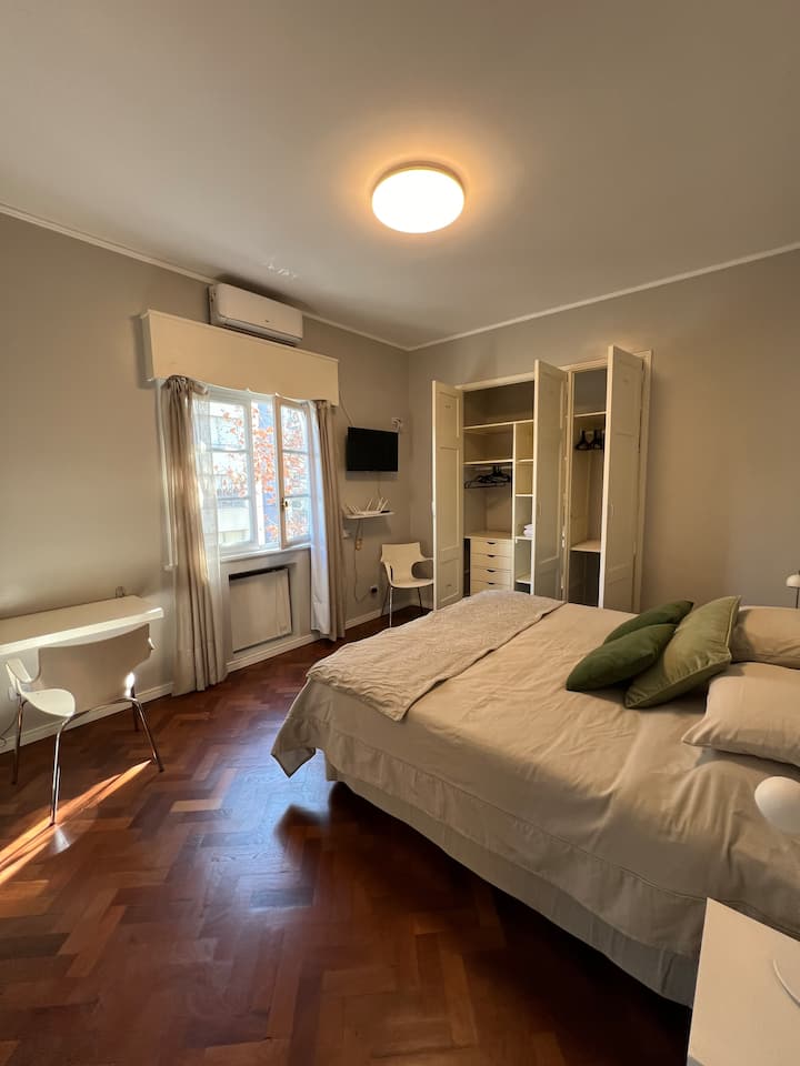 Hermoso Departamento Recoleta - アルゼンチン