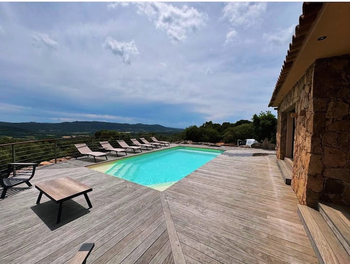 Villa Cocooning, Piscine Privative à Figari - Aéroport de Figari-Sud-Corse (FSC)