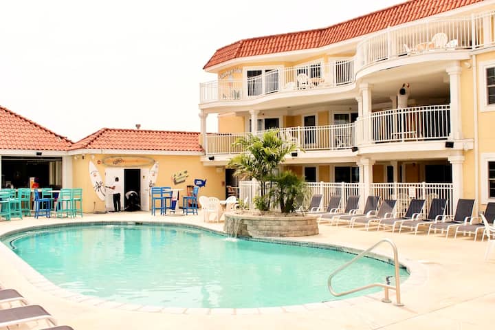 Oceanview Patio|parking|pool| Entertainment Dist. - North Wildwood, NJ