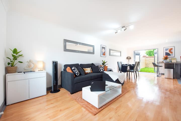 Colchester Cosy 3 Bdr House, 2 Free Parking, Wi-fi - Colchester