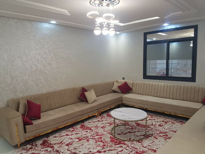 Modern , Quiet And Sleek Apartment - Nador